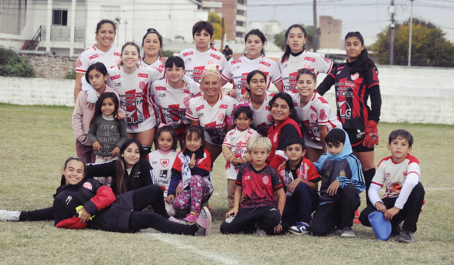 Brenda Basualdo y Malena Urquiza refuerzan al comunal | Pasion de Campeonas